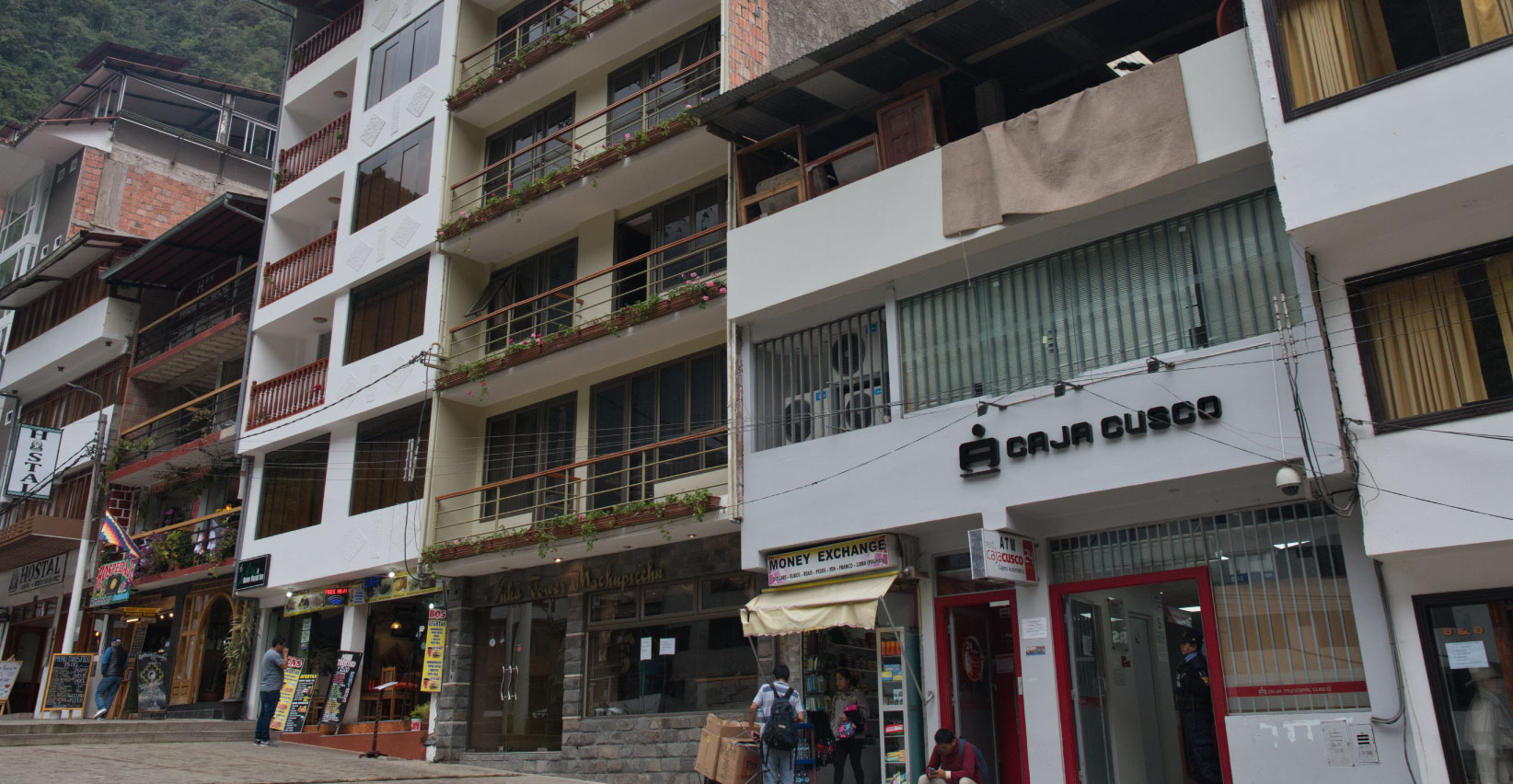 Inka Tower Machu Picchu | Vacaciones en Perú | Colourful Peru